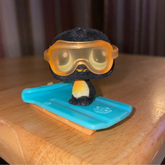 Hasbro | Toys | Lps Littlest Pet Shop Portable Pets Penguin 333 With ...